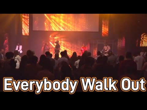 Chris Buford & Fervent Worship | Everybody Walk Out (Remix) - YouTube