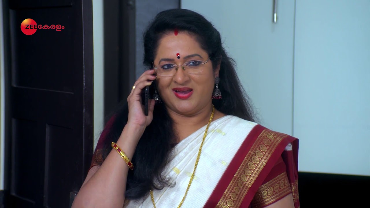 Kabani - Best scene - 231 - Gopika Anil, Krishna, Keerthana Anil - Zee ...