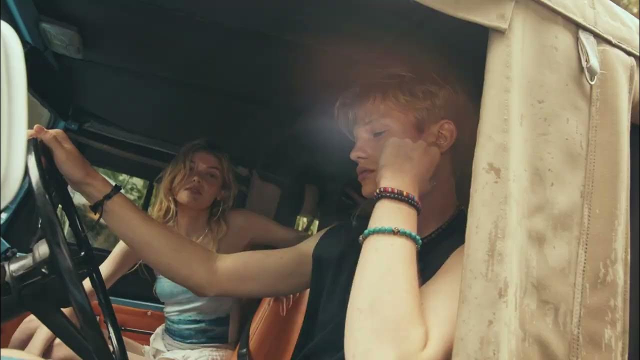 WHO.A.U 23ss VACATION IN CALIFORNIA - YouTube