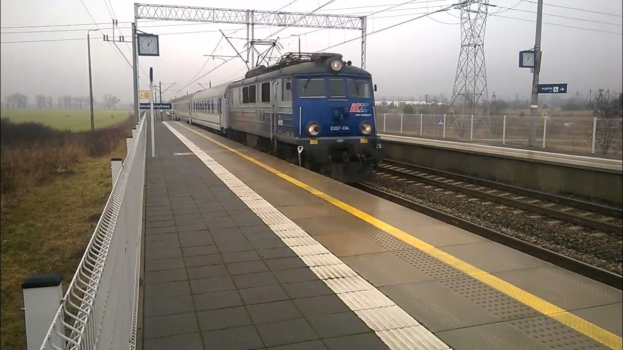 [PKP Intercity] EU07-334 | Złotniki Grzybowe - YouTube