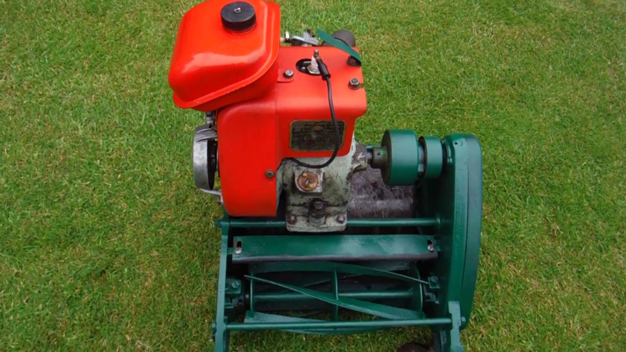 Suffolk Colt lawnmower. First start in 20 years after rebuild! - YouTube