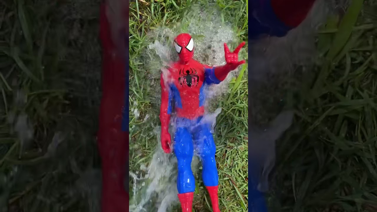 Spider man swimming in the water! Spiderman for kids #Shorts - YouTube