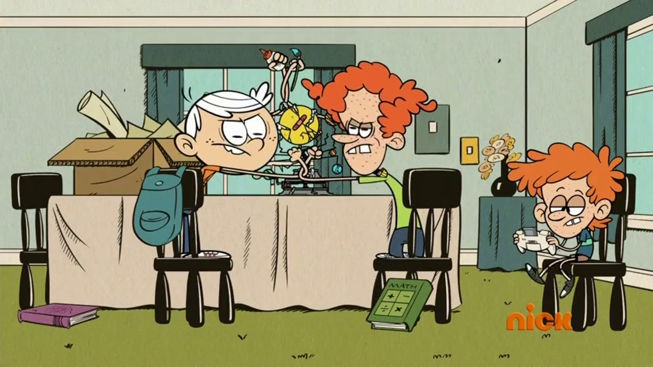 Lincoln and Rusty forming a protective perimeter for 10 minutes - YouTube