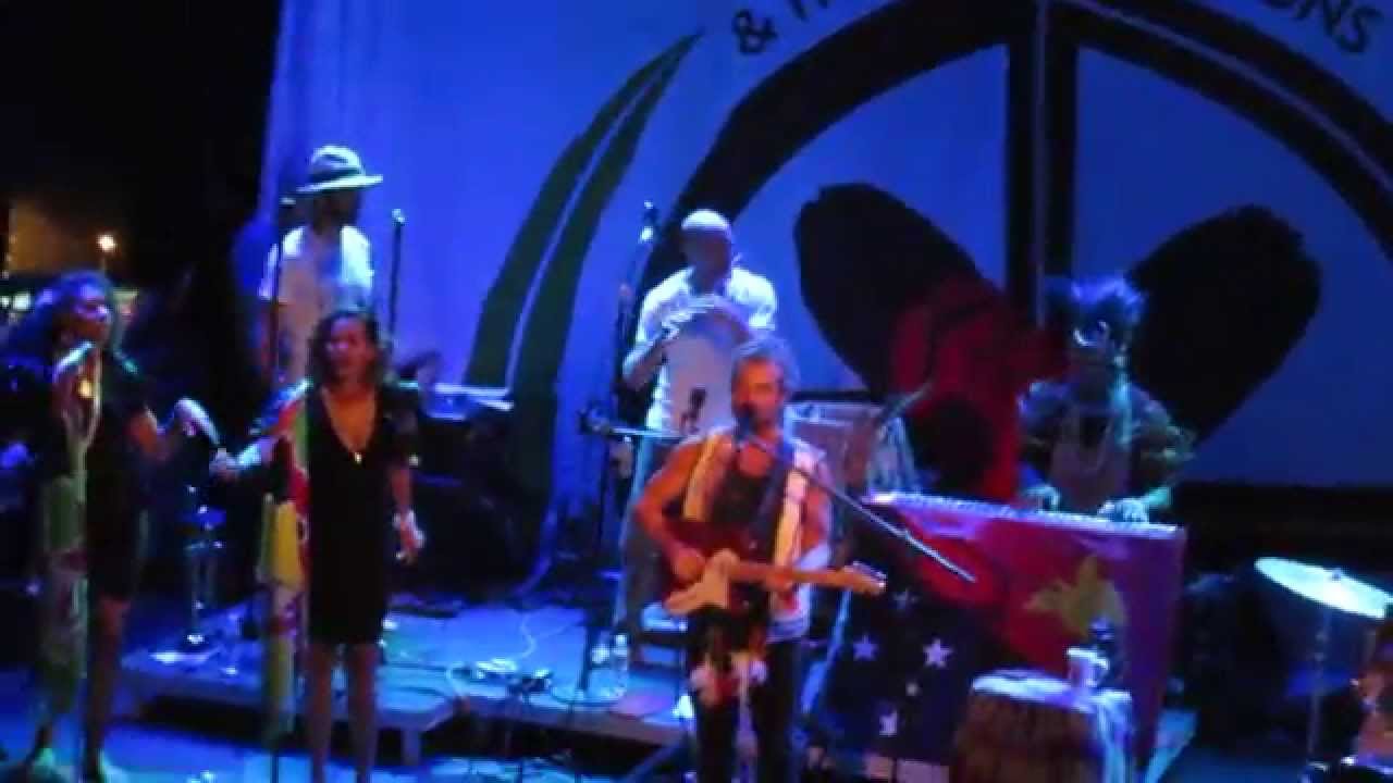 Rusty Hammer • 2015 Xavier Rudd • 1/2 - YouTube