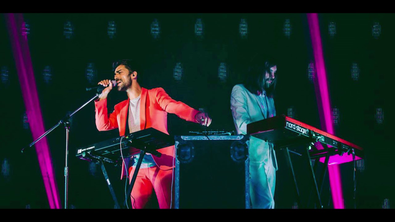 Breakbot Man without shades (Mashup Man Without Shadow Shades Of Black ...