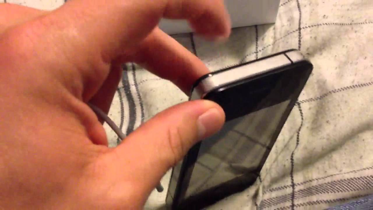 Fake iPhone 4s rip off - YouTube