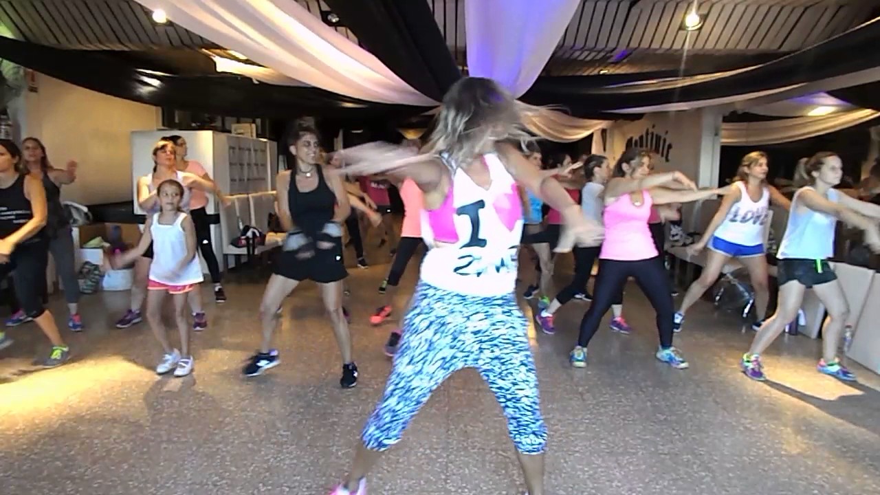 ALE DALE ZUMBA " 24 K MAGIC" - YouTube
