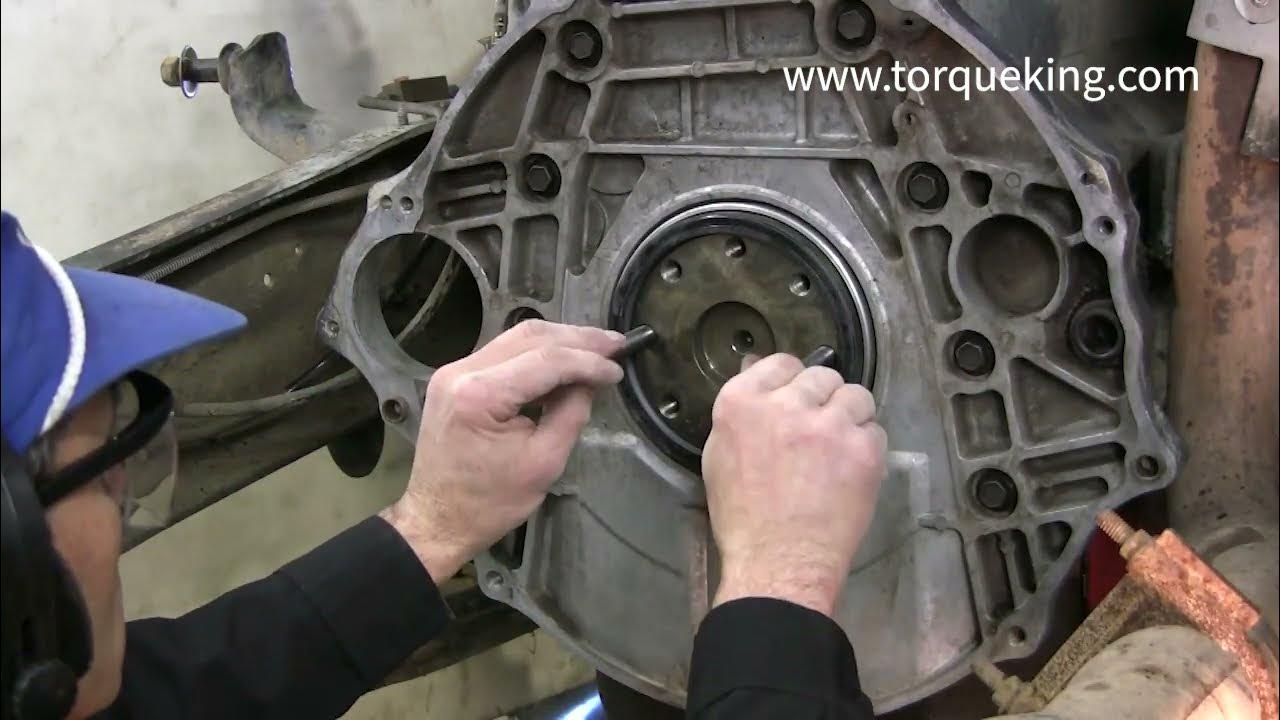 QK6000 Cummins Rear Crankshaft Seal Installation - YouTube