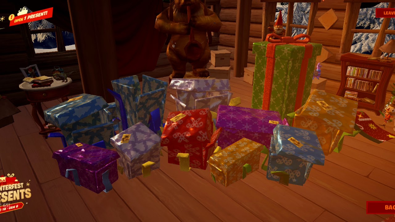 Fortnite: Opening "last" present before actual last. - YouTube