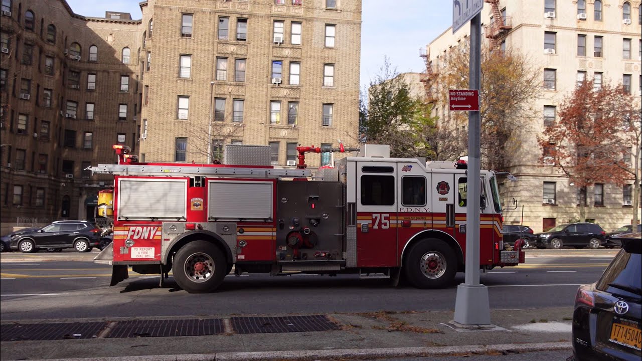 FDNY Engine 75 Responds to Report of Smoke - YouTube