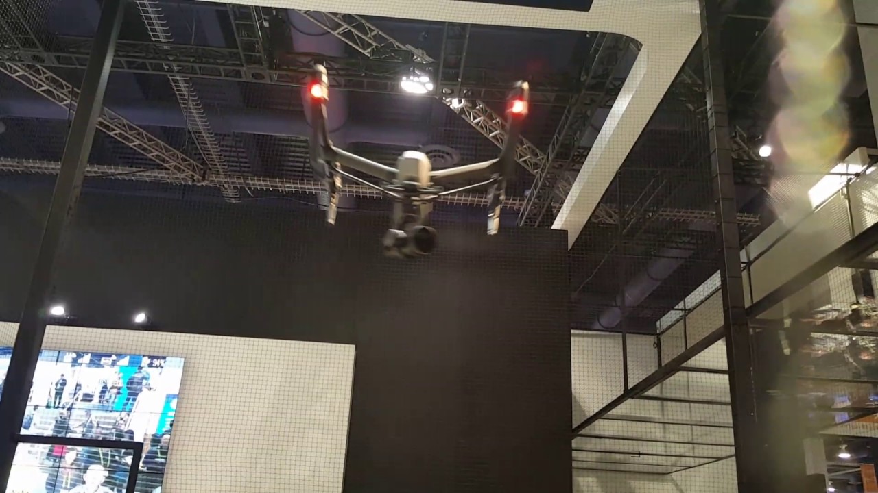 DJI Inspire 2 demo flight at CES 2017 - YouTube