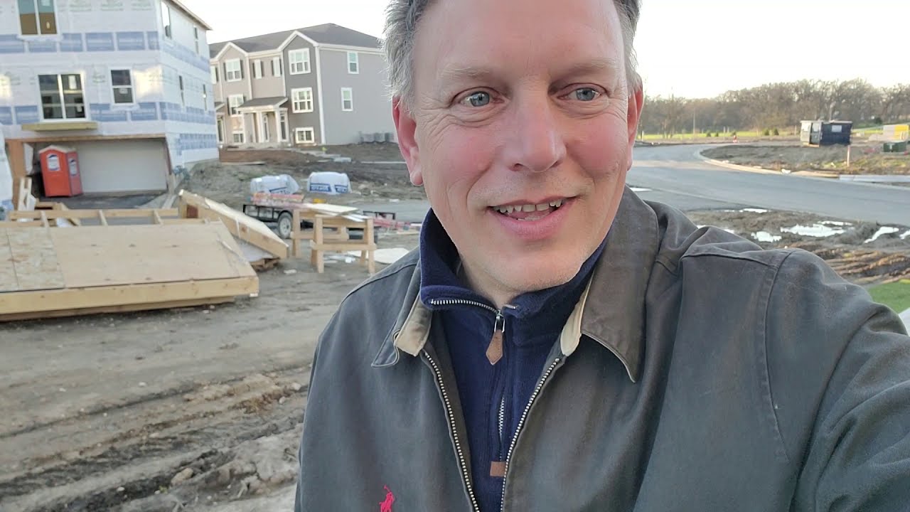 Dominic of DR Horton gives us a tour of a townhouse that is part of the ...