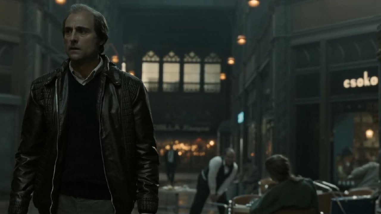 Breaking Down the Most Suspenseful Spy Scene (Cinematography & Lighting ...