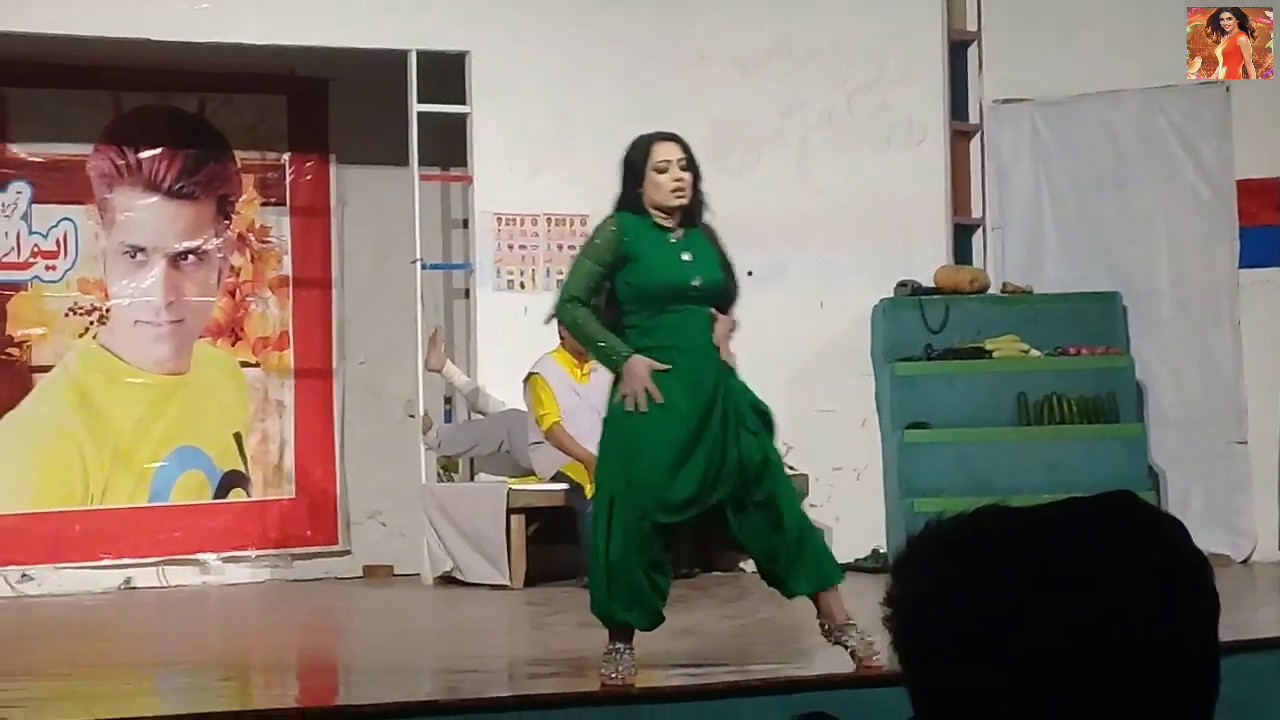 Heena Ali Panjabi mujra Kar Shukar Khuda Da /Songs Universe/ - YouTube