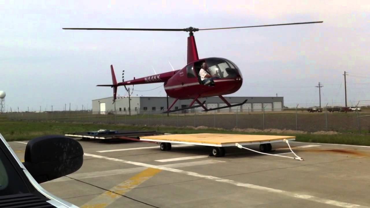 R44 landing - YouTube