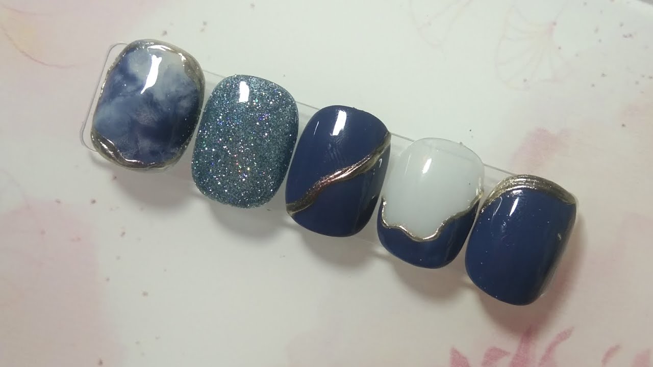 tutorial marble nail art, chrome nail art, nail art biru, simple nail ...