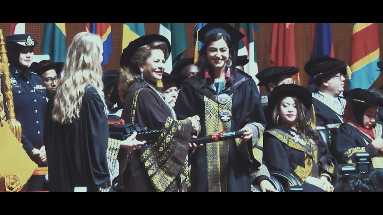 Limkokwing University Cyberjaya Graduation 2017 - YouTube