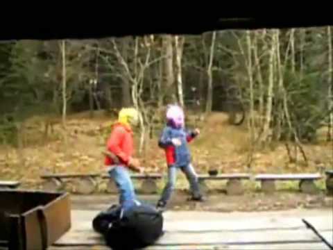 'Vincent Vik - Alone' Tańczący Kosmici :))