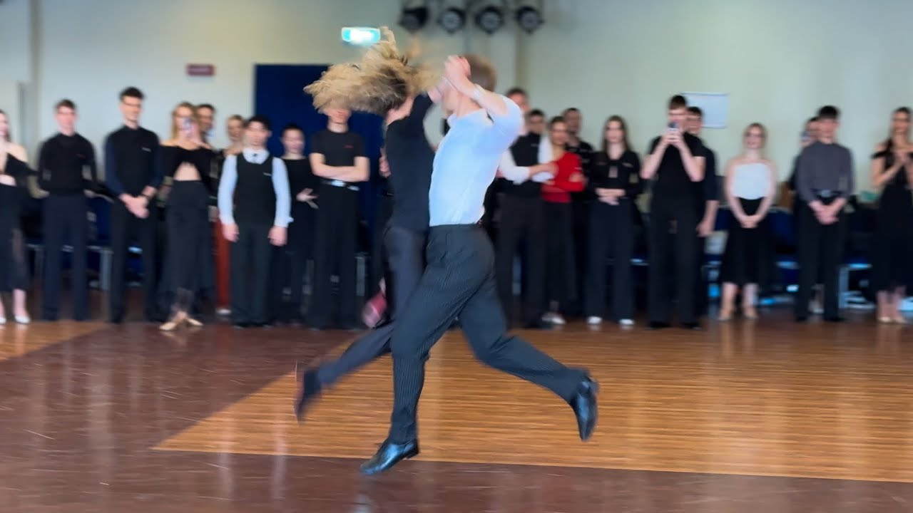 Arunas Bizokas & Edita Daniute - Dancing after 18 years Quickstep Again ...