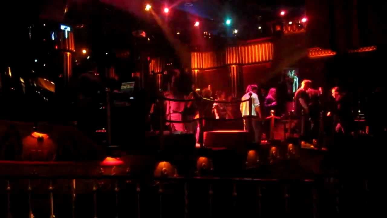 Cleopatra's Barge at Caesars Palace - YouTube