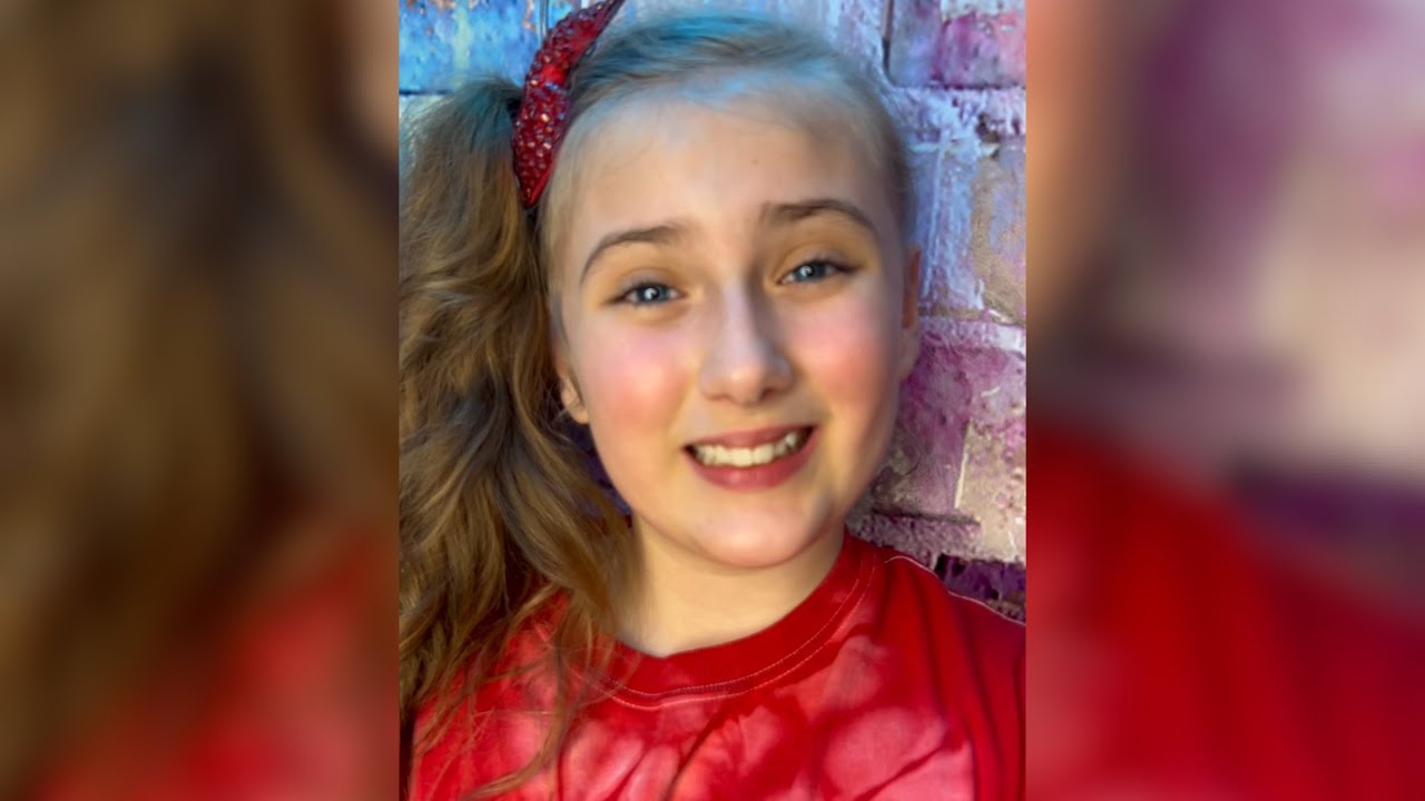 Disneyland cover Immi Davis age 10 Smile Musical Jodi Benson - YouTube