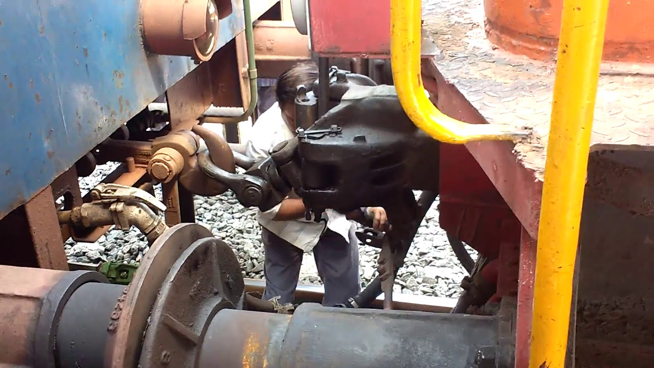 Joining of Train engine and Boggies Amazing at kannur railway station ...