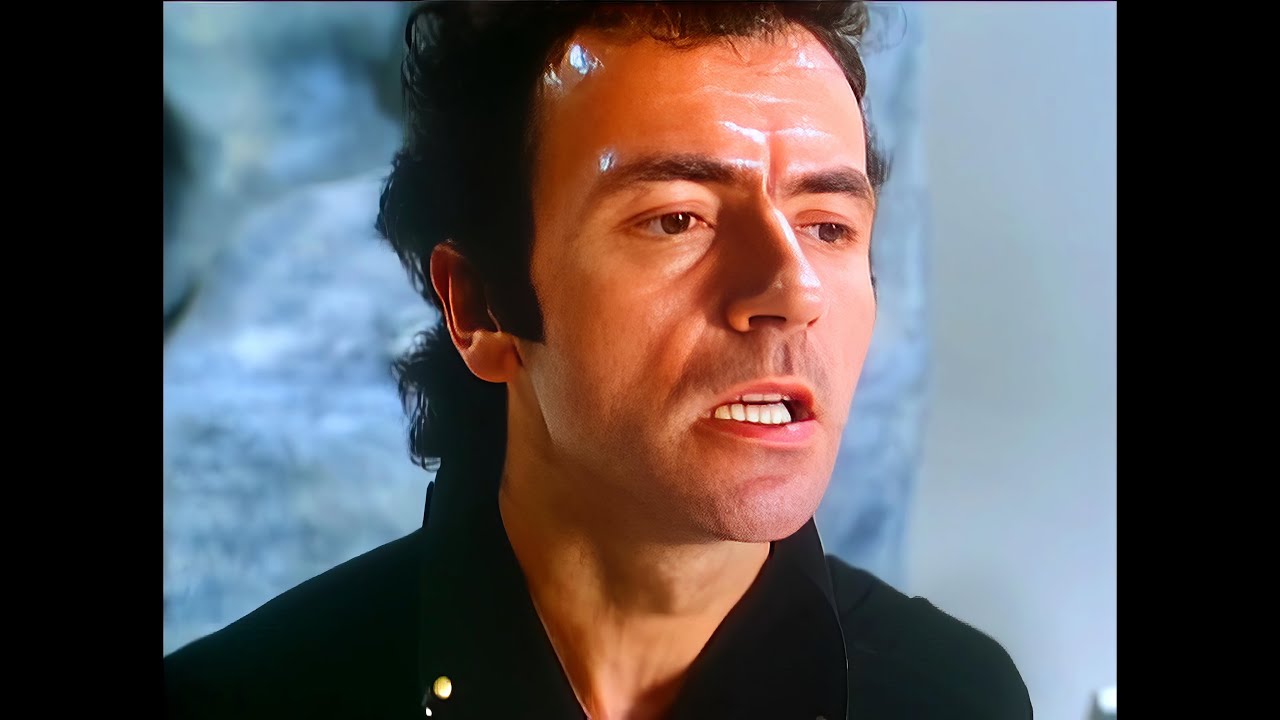 𝐓𝐡𝐞 𝐒𝐭𝐫𝐚𝐧𝐠𝐥𝐞𝐫𝐬 - 𝐒𝐤𝐢𝐧 𝐃𝐞𝐞𝐩 - 𝐑𝐞𝐦𝐚𝐬𝐭𝐞𝐫𝐞𝐝 - 𝐎𝐟𝐟𝐢𝐜𝐢𝐚𝐥 𝐕𝐢𝐝𝐞𝐨 𝟏𝟗𝟖𝟒 - YouTube