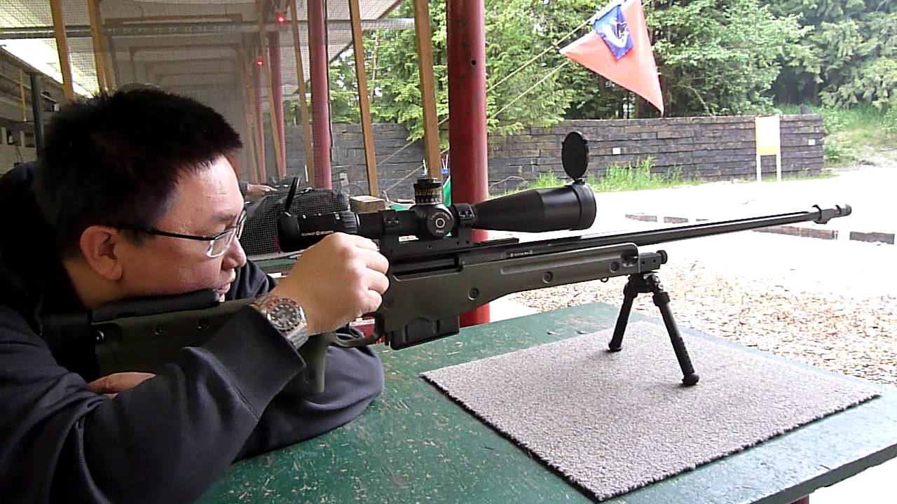 Accuracy International AWM-F sniper rifle - YouTube