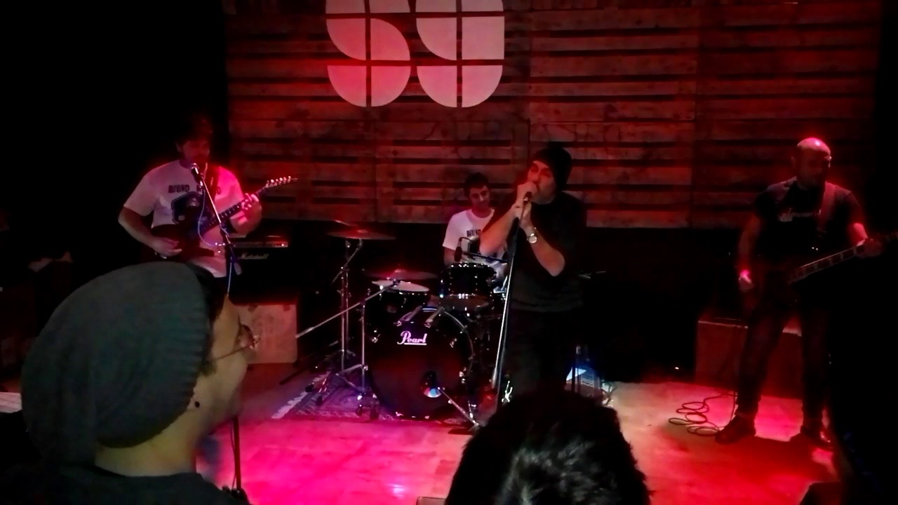 Bruno Marcio - Sabbaudia de Merda- 30/12/2016 Live al Sottoscala 9 ...