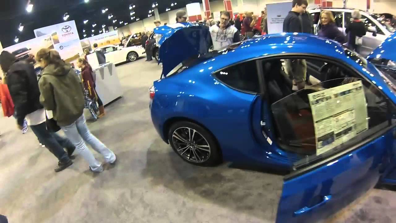 Midlands Auto Show 2014 in Omaha - YouTube