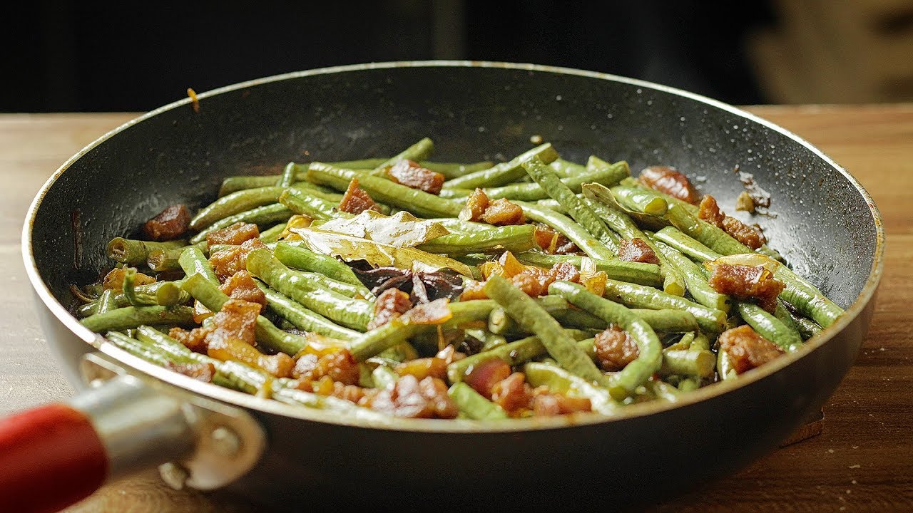 Adobong Sitaw with Pork (String Beans) 🎧 - YouTube