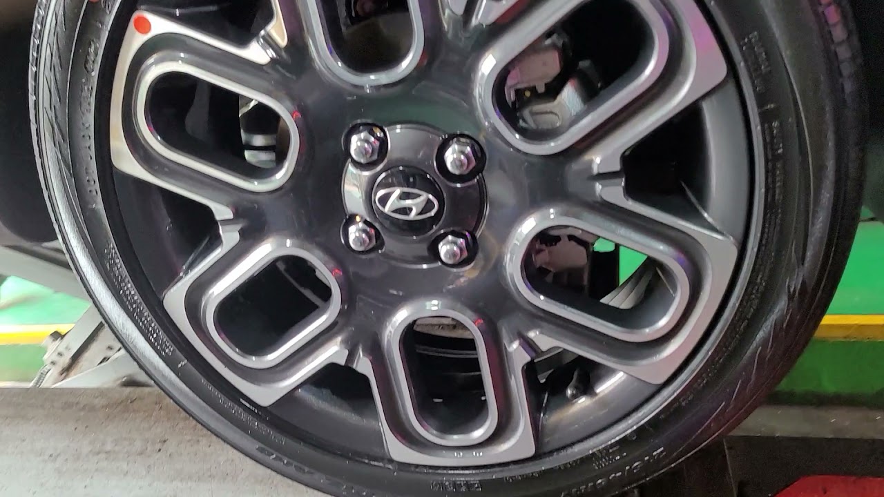 캐스퍼 17 인치 인치업 순정 휠 장착하기 casper wheels change - YouTube
