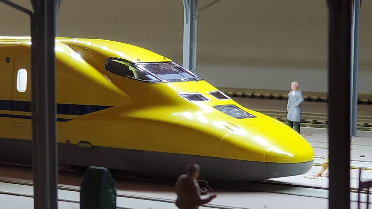 Endo Dr. Yellow HO scale shinkansen on DCC Layout at StARR - YouTube