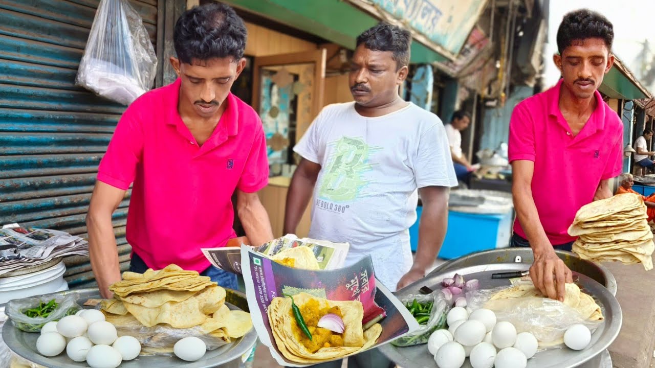 Humble Raju Da Selling Cheapest Paratha Sabji At Kolkata || Indian ...