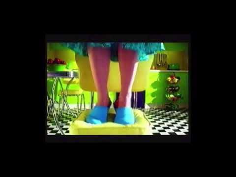 2001 McDonald’s Happy Meal The New Chicken & Ketohup Burgers Advert