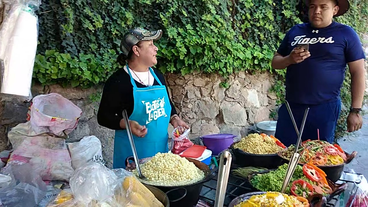 Elotes la Güera. Pueblo mágico de Bernal Querétaro México. - YouTube