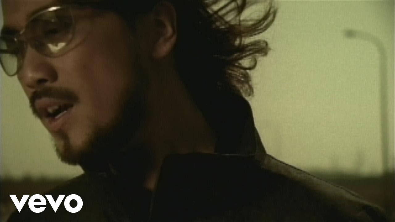 周傳雄 Steve Chou - 忘記 - YouTube