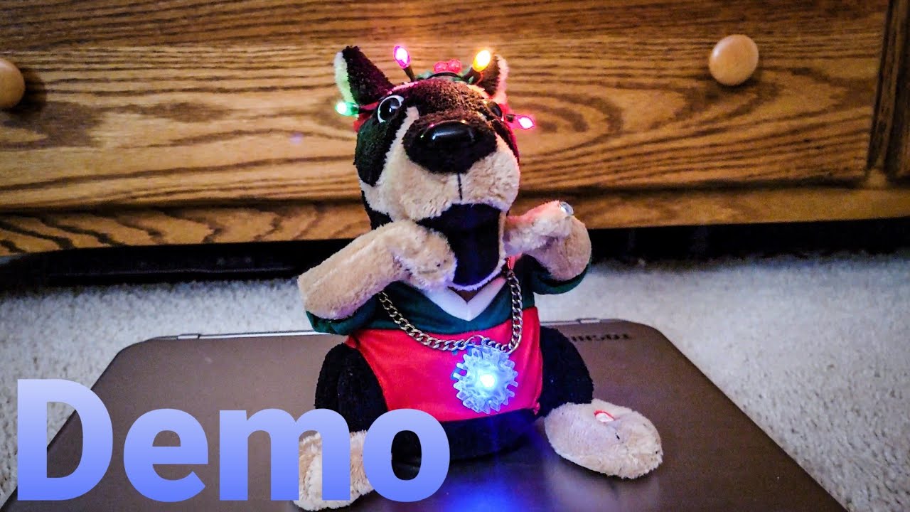 Gemmy Rapping Christmas Dawg - YouTube