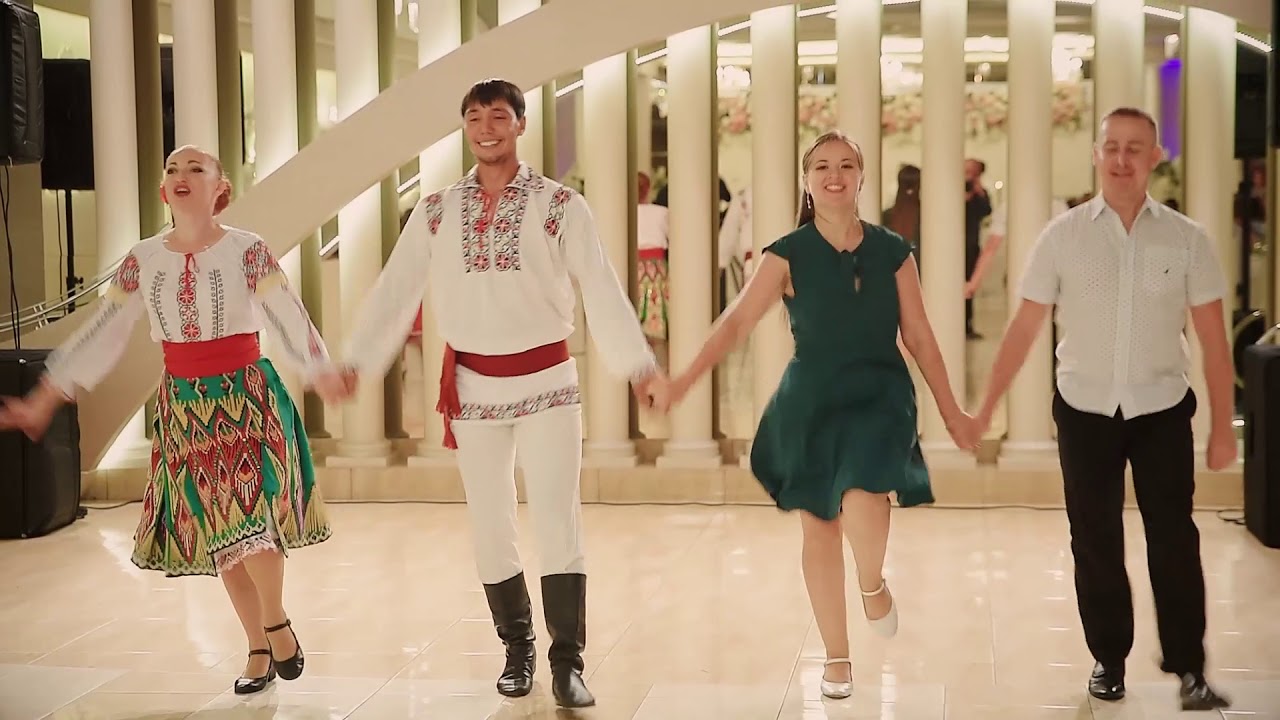 Moldavian Wedding Show | Молдавский танец на свадьбе.Surpriza Mirelui ...