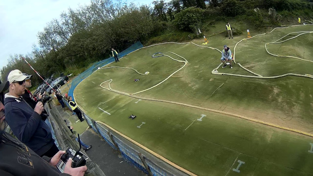 Mendip RC Raceway 2wd A Final Leg2 5/5/19 - YouTube
