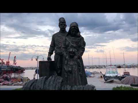 Küçükkuyu Limanında bir sabah