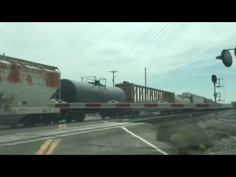 Union Pacific Freight train - Sunset Route/Eloy Arizona - YouTube