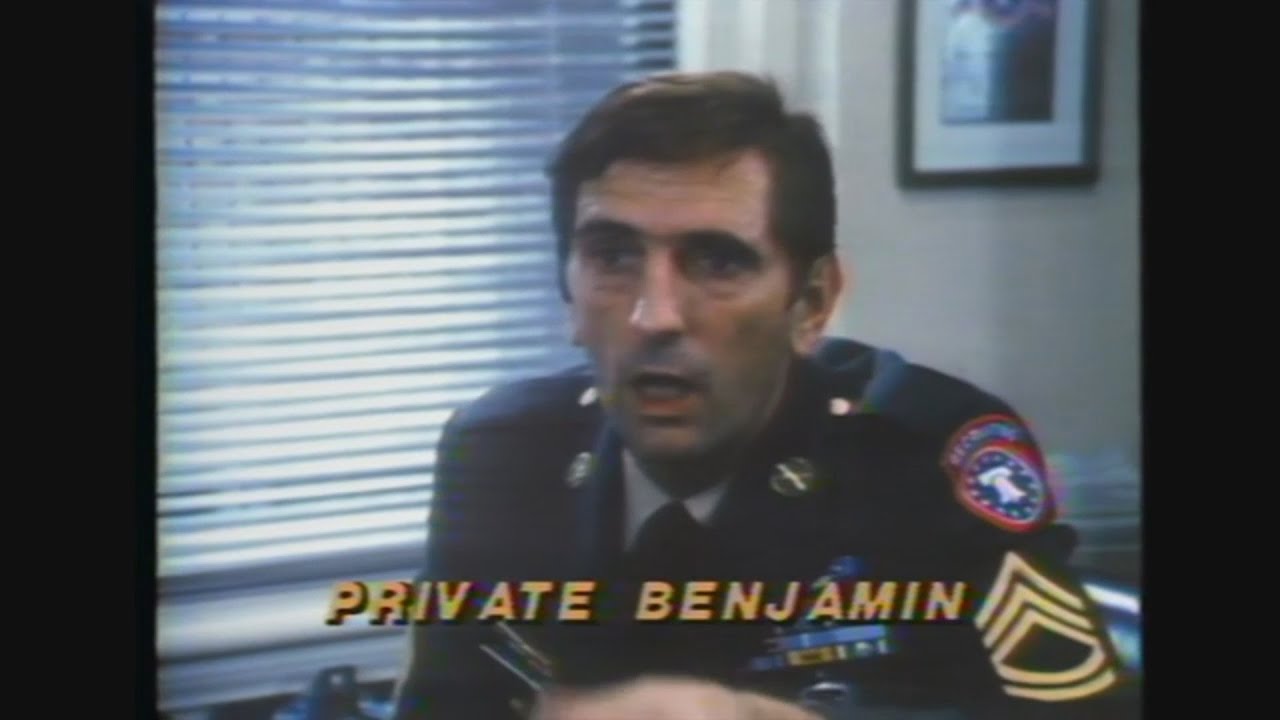 Siskel & Ebert / Private Benjamin / 1980 - YouTube