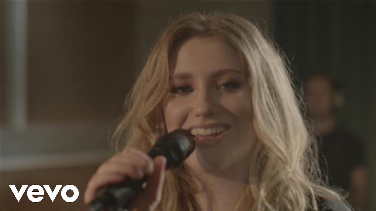Ella Henderson - Ghost (RAK Studio Sessions) - YouTube Music