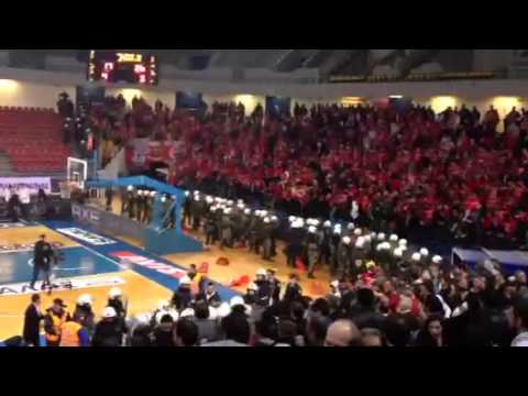 Αντίγραφο του Τελικος μπασκετ..επεισοδια - YouTube