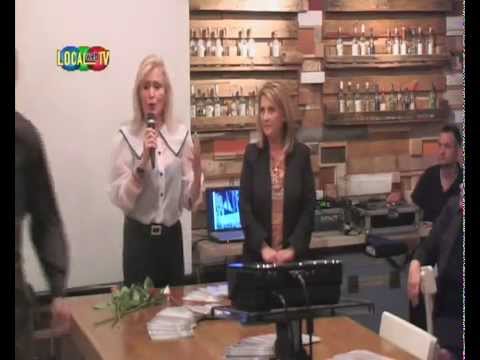 Ασπασια-Νινα Βλαχου υπ. δημοτικη συμβουλος Κηφισιας - YouTube