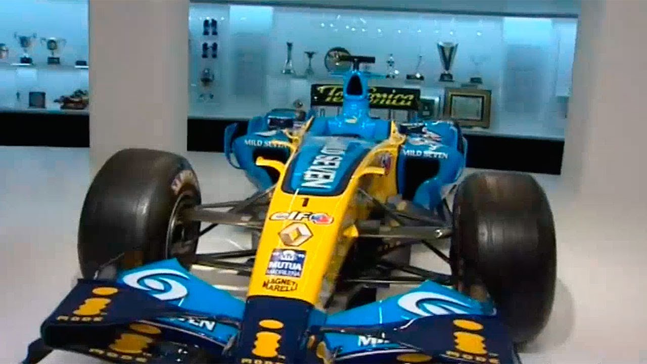 Fernando Alonso Collection abre sus puertas - YouTube