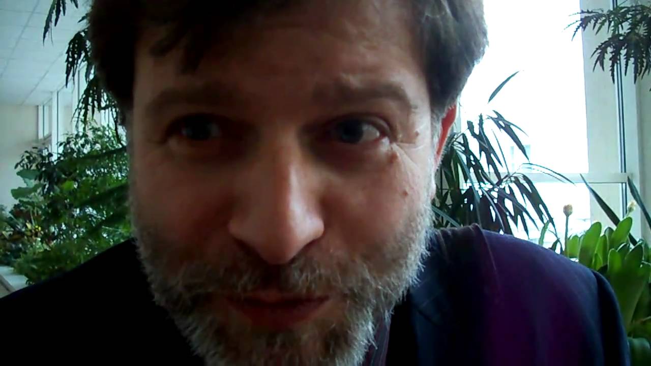 Darius Kuolys apie prasmę mokykloje ir skaitytinas knygas - YouTube