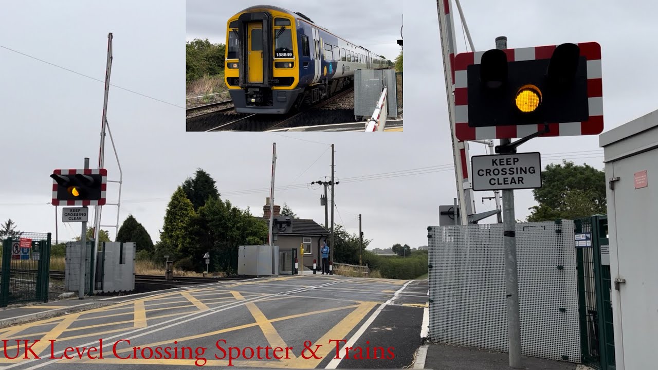 Oxmardyke Level Crossing, East Riding of Yorkshire - YouTube