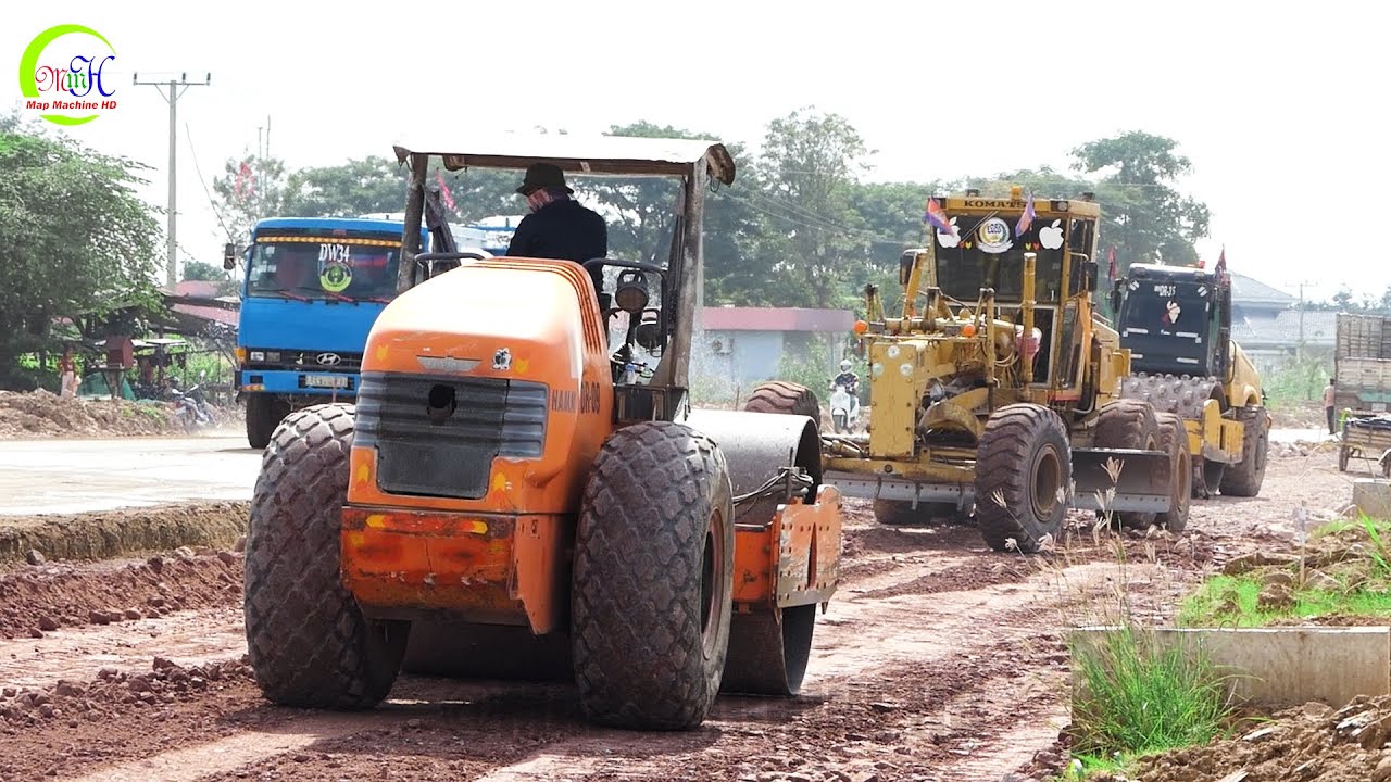 The Dirt Clay Mixing Method In Stages EMBANKMENT With GD655 KOMATSU Grader & Road Roller ...